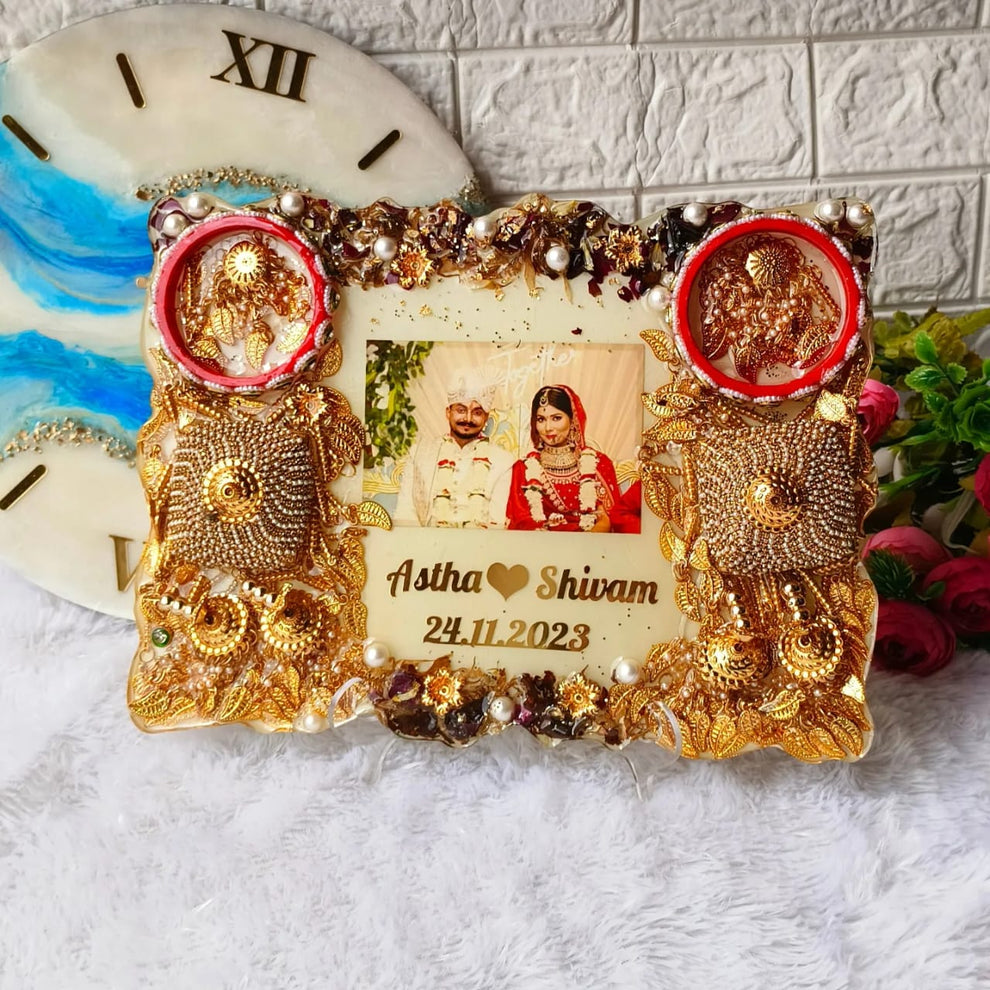 Customized Our Trending Varmala / Kaleera preservation Frame – Gift Sugar